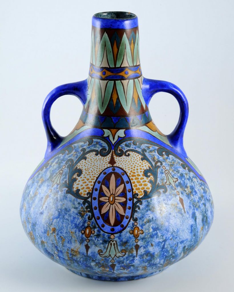 George Clews Ceramics – The Home of Chameleon Ware